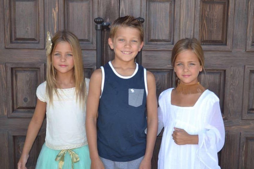 Identical Twins Are Now Being Called The Most Beautiful In The World Small Joys