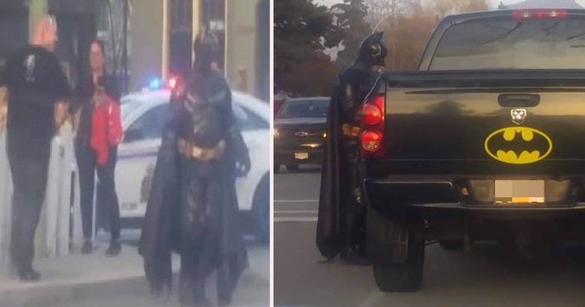 Man Dressed As Batman Turned Away By Cops When He Offered Them Help Small Joys 0778