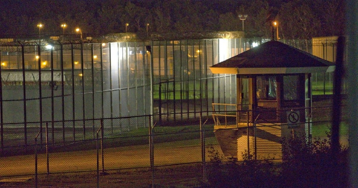 Un détenu considéré comme dangereux s'est évadé de la prison d'Arles ... Un détenu considéré comme dangereux s'est évadé de la prison d'Arles ...